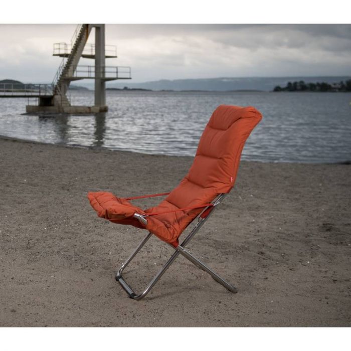 Din interiør- og møbelbutikk siden 2006 - At Home Interiør